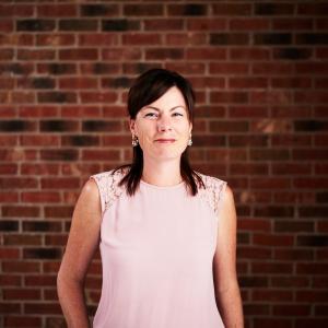 Angela Pelster-Wiebe, MFA Faculty | Hamline University - Minnesota